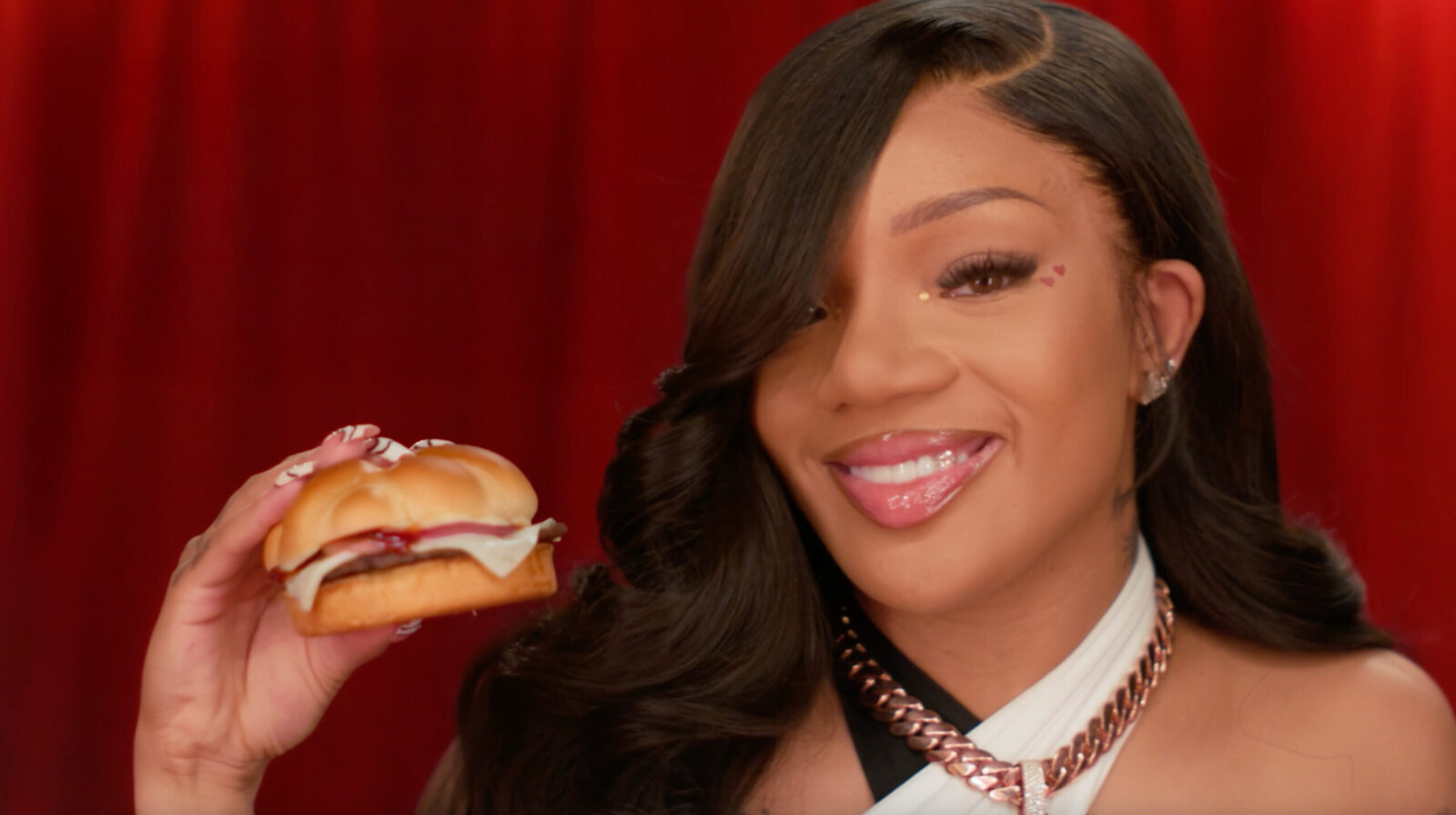 Hip-Hop Artist GloRilla Promotes $4 Meal Deal at Checkers & Rally’s ...